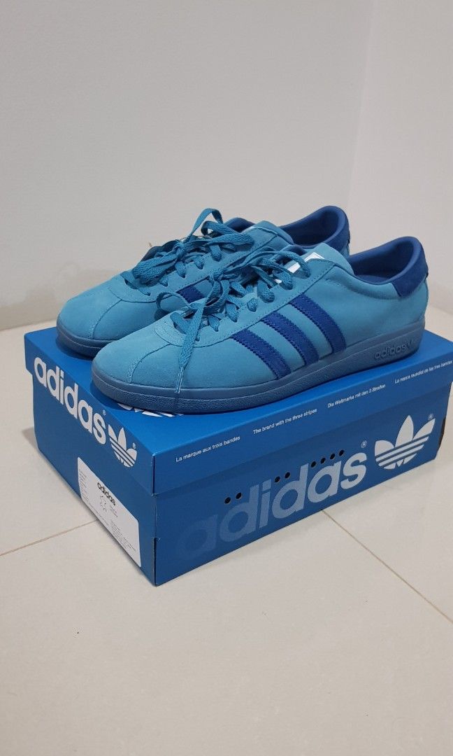 Sepatu Adidas Bali Island, Fesyen Pria, Sepatu , Sneakers di Carousell