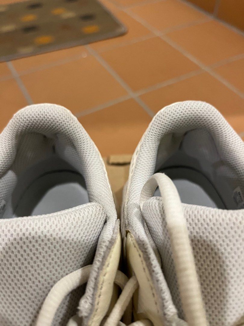 Yeezy 700 analog OG, Men's Fashion, Footwear, Sneakers on Carousell