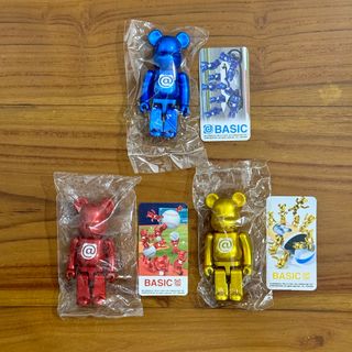 Bearbrick Series 32 Small B 100% Be@rbrick Medicom Plastic Bag Side ...