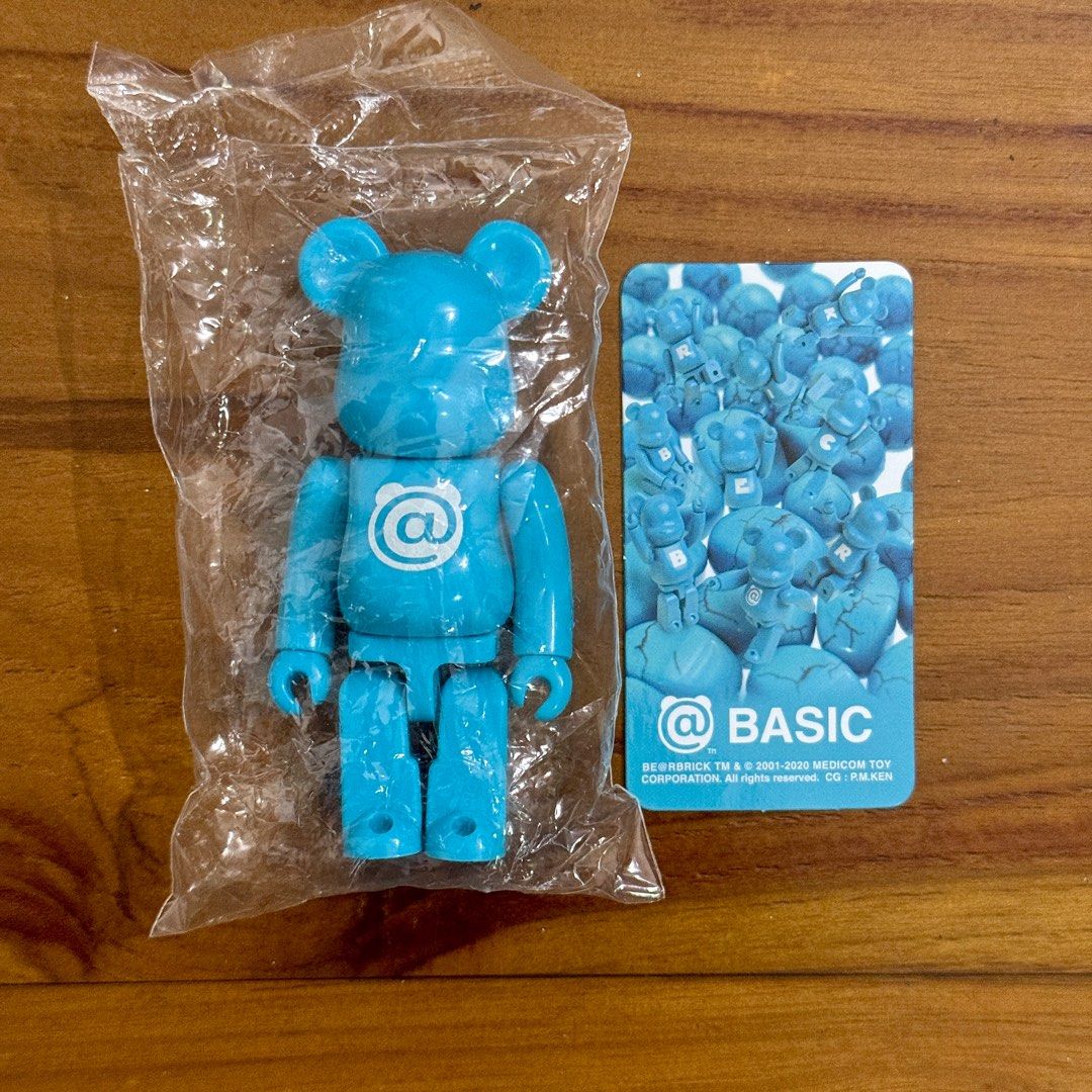 Bearbrick Series 41 Basic @ | Bearbrick Basic Letter @ | Bearbrick 100% ...