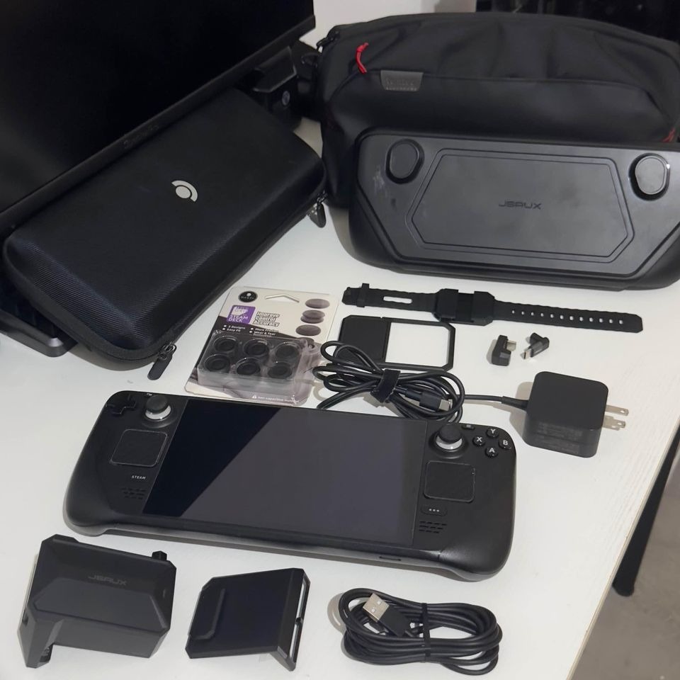 [Bundle only] Steam Deck LCD 512GB + 1TB MC, Video Gaming, Video Game ...