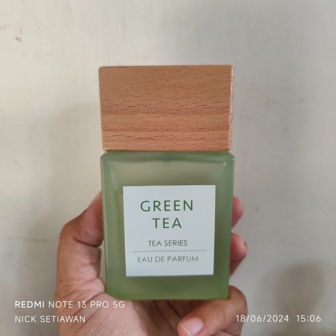 EDT Miniso Green Tea, Kesehatan & Kecantikan, Parfum, Kuku & Lainnya di ...