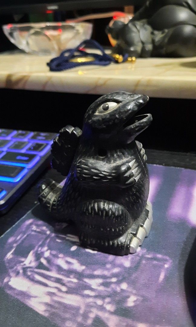 Godzilla lighter, Hobbies & Toys, Memorabilia & Collectibles, Vintage ...