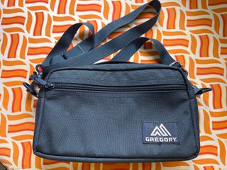 Gregory 斜咩袋, 男裝, 袋, 小袋 - Carousell