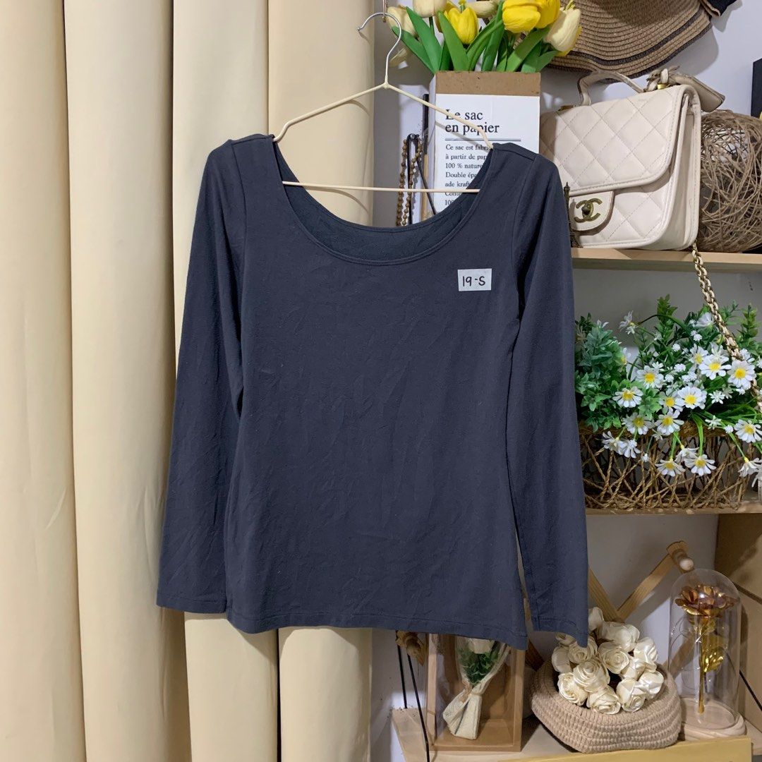 GU by UNIQLO Style Heat Extra Wide Neck, Women's Fashion, Tops ...