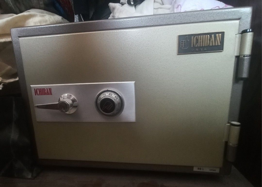 ICHIBAN Brankas ( lemari besi ), Perabotan Rumah di Carousell