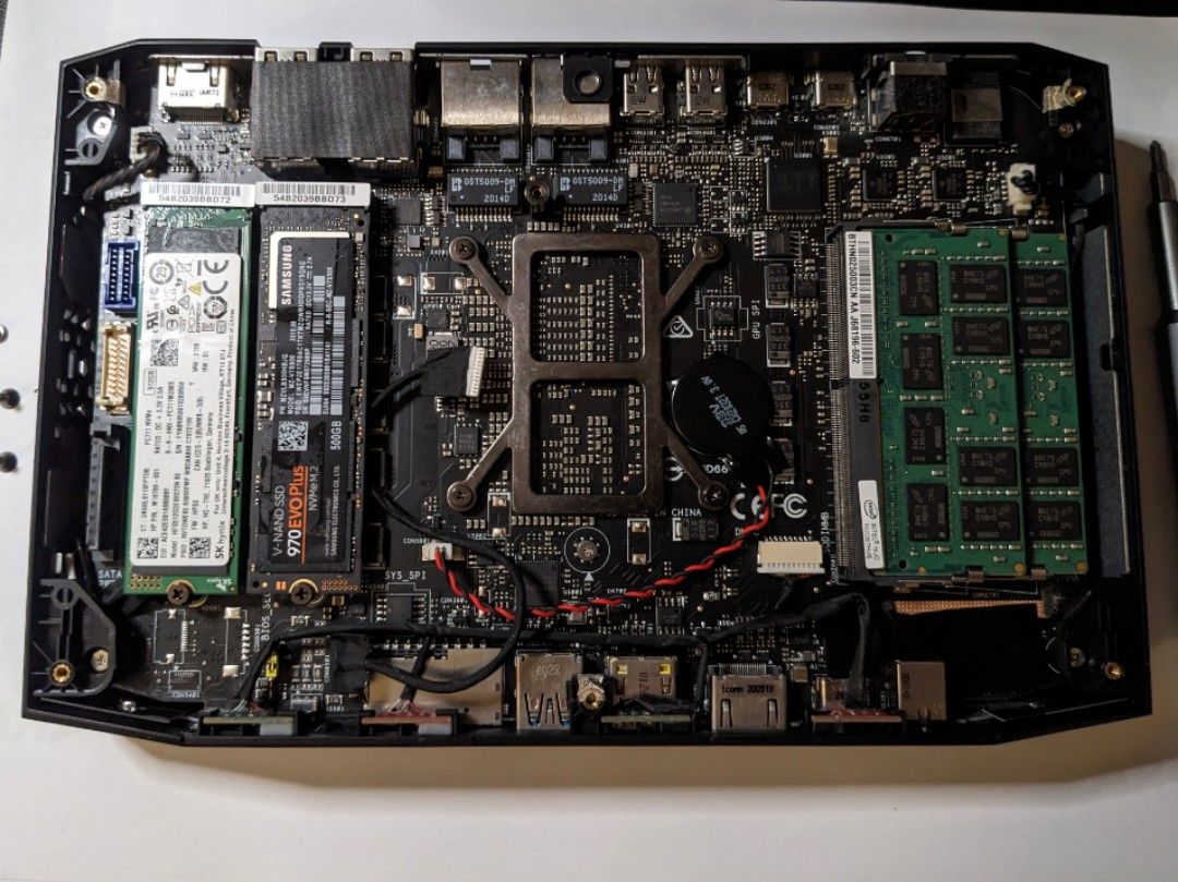 Intel NUC8i7HVK Hades Canyon 1080p Gaming mini PC Core i7 32GB 1TB ...