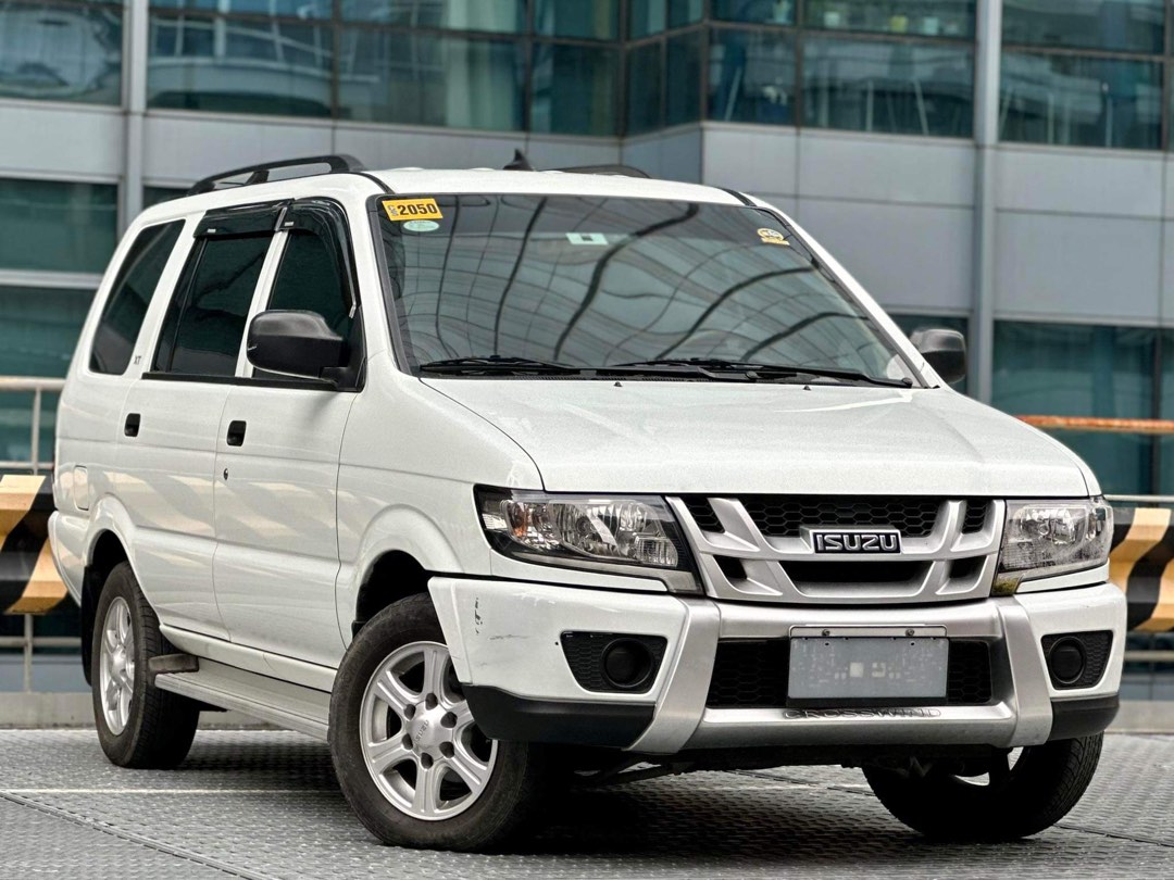 Isuzu Crosswind, Cars for Sale, Used Cars on Carousell