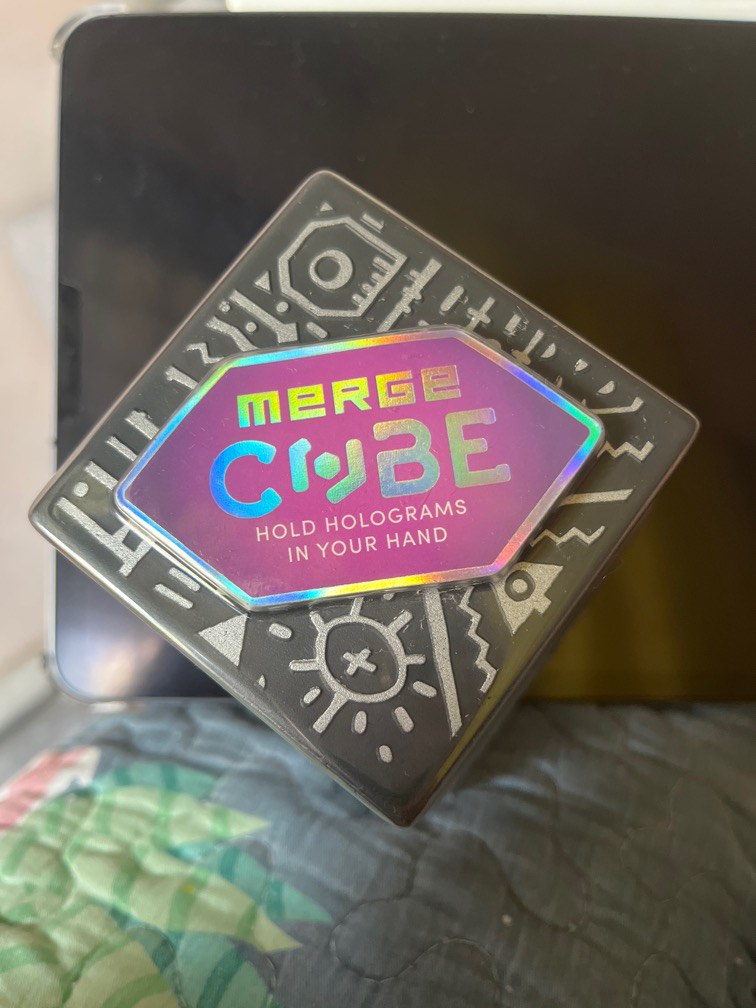 merge cube, Video Gaming, Gaming Accessories, Virtual Reality on Carousell