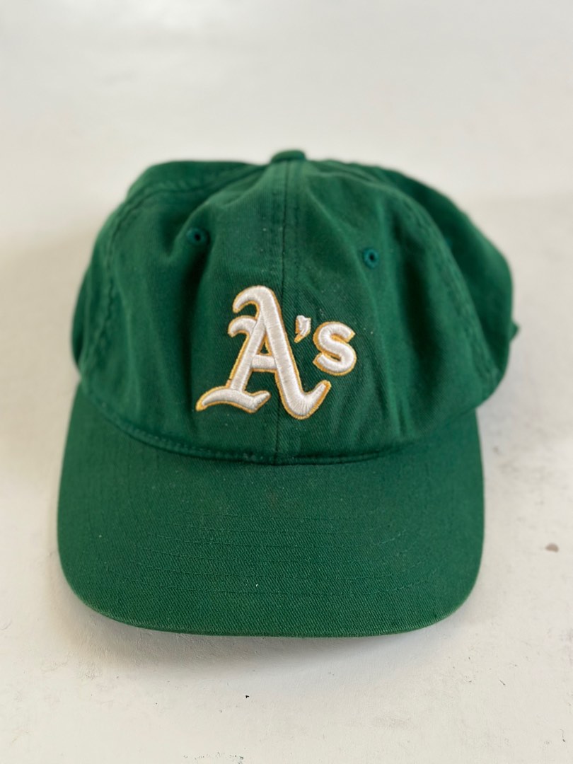 MLB Closed Stretchable Hat, Men's Fashion, Watches & Accessories, Caps ...