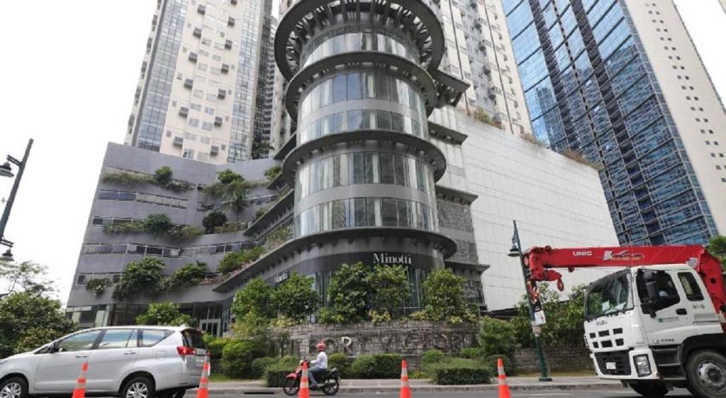 One Bedroom Loft in Fort Victoria BGC - FIRE SALE, Property, For Sale ...