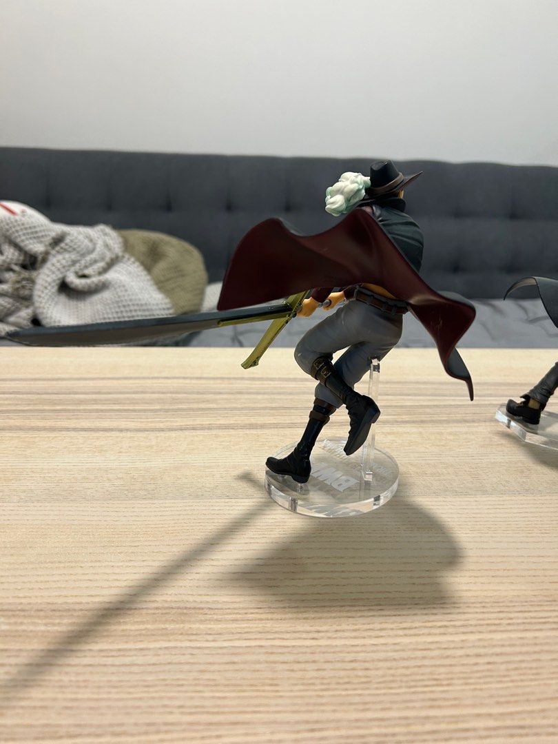 One piece banpresto Seven warlord figure. BWFC, DXF. Dracule Mihawk & Boa Hancock., Hobbies ...