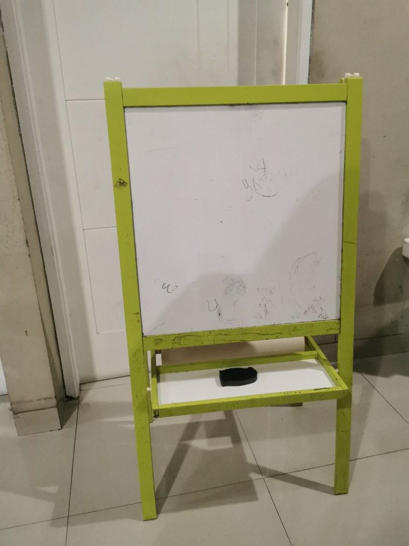 Papan tulis ikea white board and chalk, Buku & Alat Tulis, Alat Tulis ...