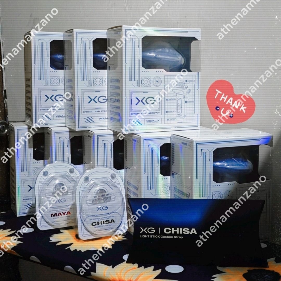 (PRE-ORDER) XG OFFICIAL LIGHTSTICK VERSION 1, Hobbies & Toys, Memorabilia & Collectibles, K-Wave ...