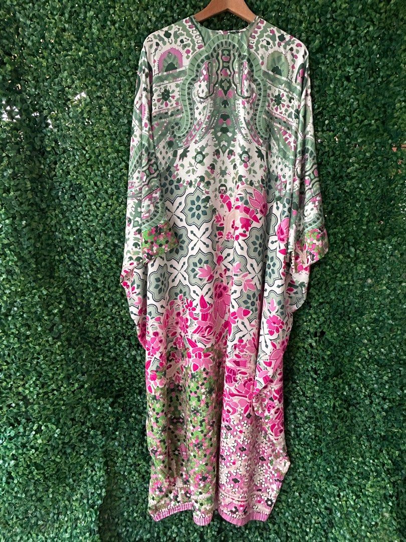 RADZUAN RADZUWIL ESHAAL AIDILADHA 2024 COLLECTION. TAK PERNAH PAKAI (TP SY DAH BASOH) SAIZ S/M ...