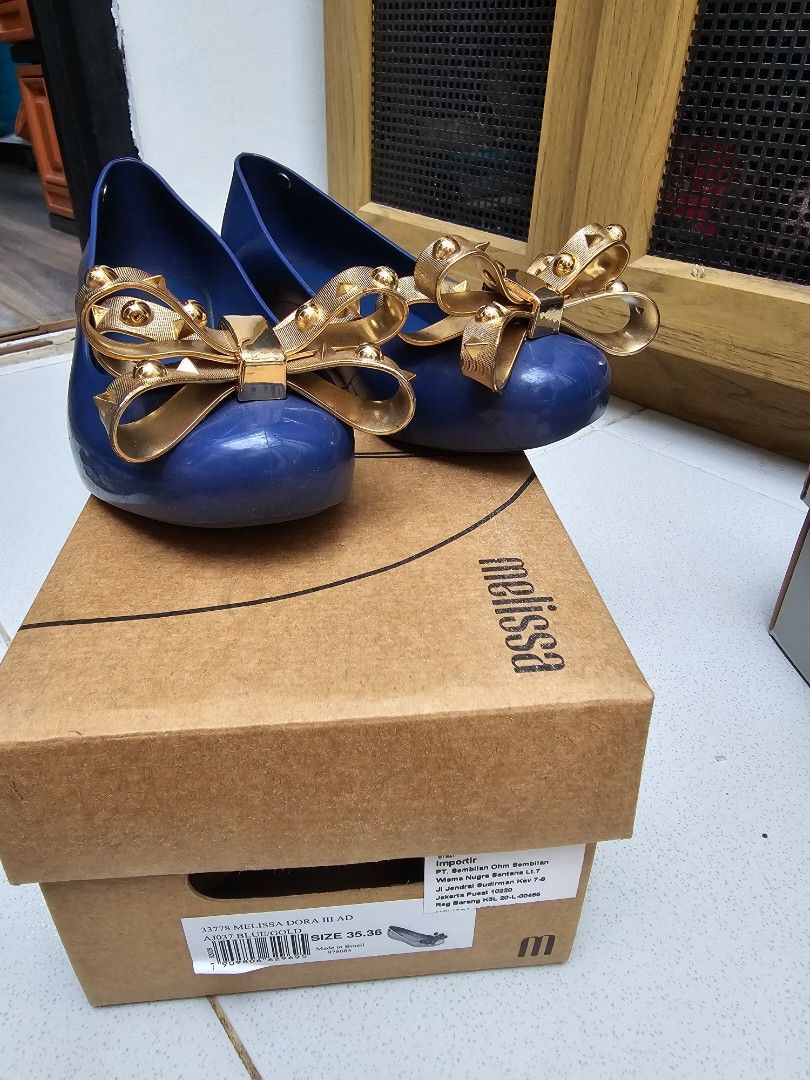 Sepatu melissa / melissa dora / sepatu karet, Fesyen Wanita, Sepatu di ...