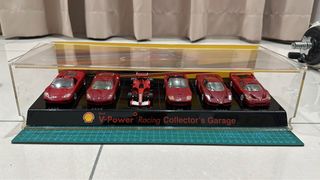 Shell Limited Addition Ferrari Set With Extra Ferrari FXX in Yellow ...