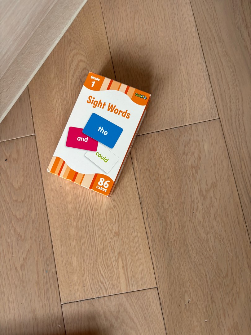 Sight word flash card, 興趣及遊戲, 書本 & 文具, 教科書 - Carousell