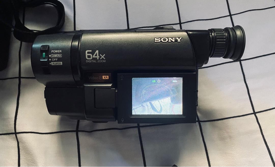 Sony CCD TRV-15, Photography, Video Cameras on Carousell