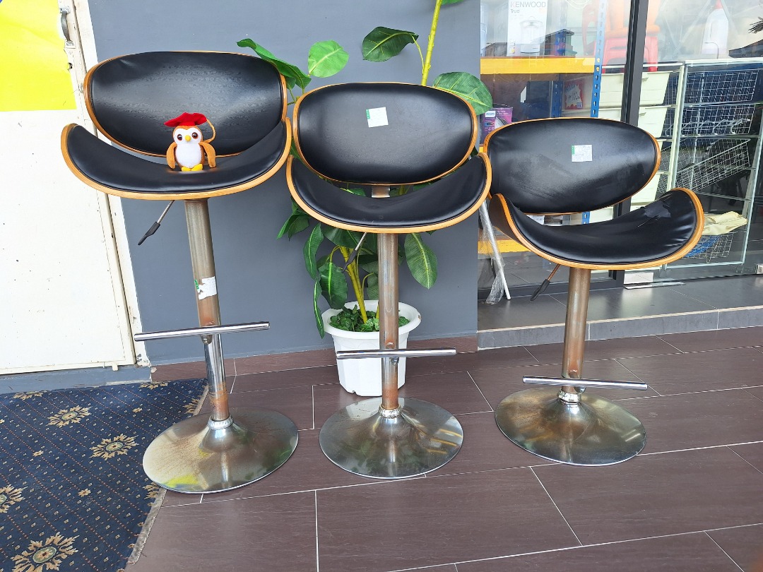 Timeless Design High Bar Chair | Kerusi Bar Tinggi Reka Bentuk Timeless ...