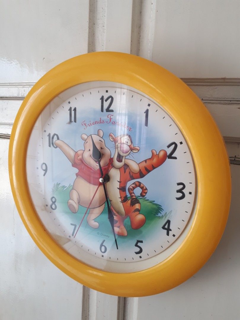 WINNIE The Pooh "Friends Forever" Disney Jam Dinding, Antik, Jam ...