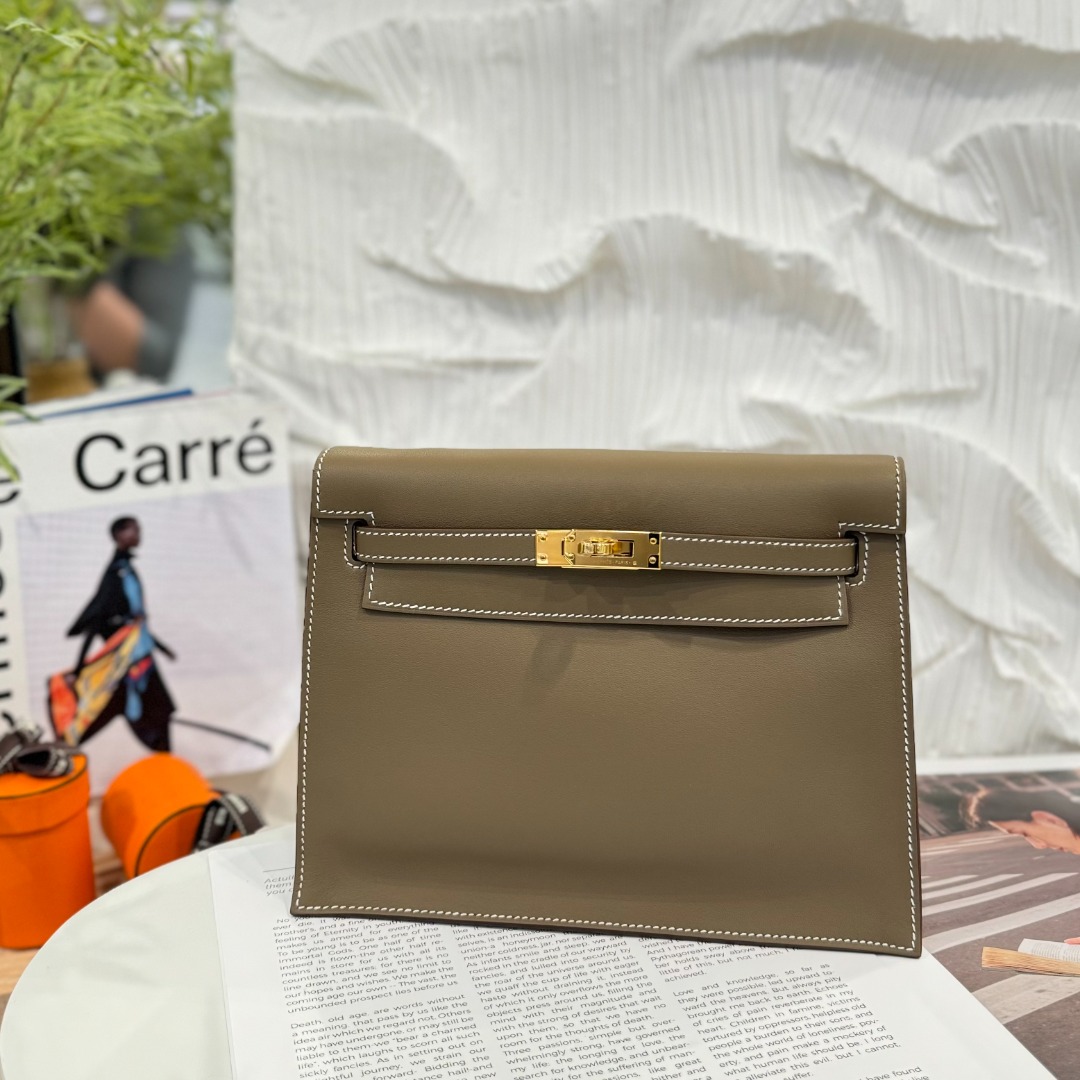 全新 Kelly Danse 18 Etoupe 大象灰 Swift皮 GHW 金扣, 名牌, 手袋及銀包 - Carousell