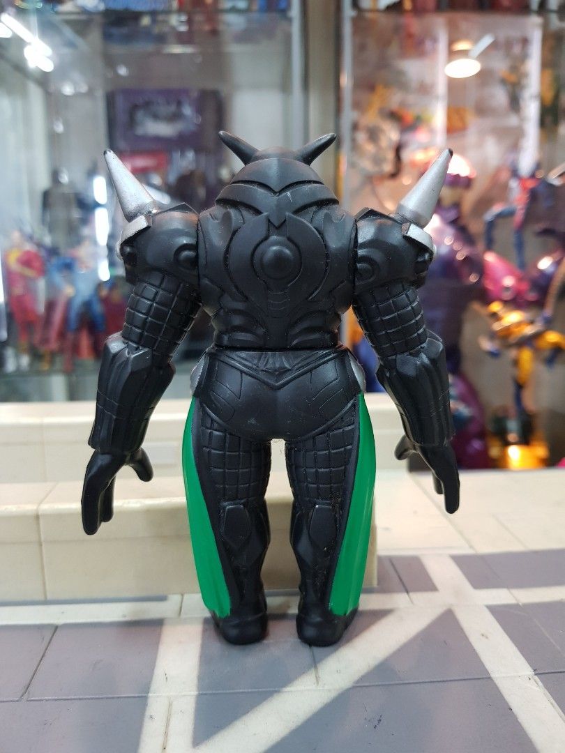 Alien Mefilas, Hobbies & Toys, Toys & Games on Carousell