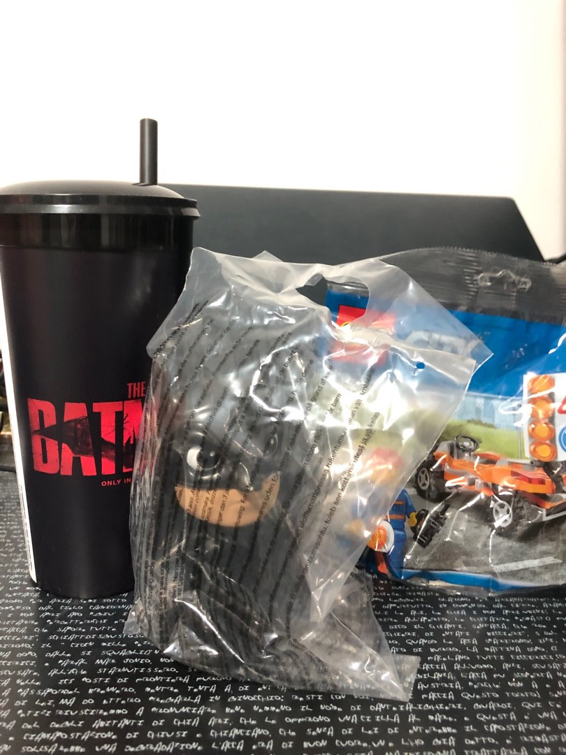 BATMAN CUP FIGURE LEGO, Hobbies & Toys, Toys & Games on Carousell