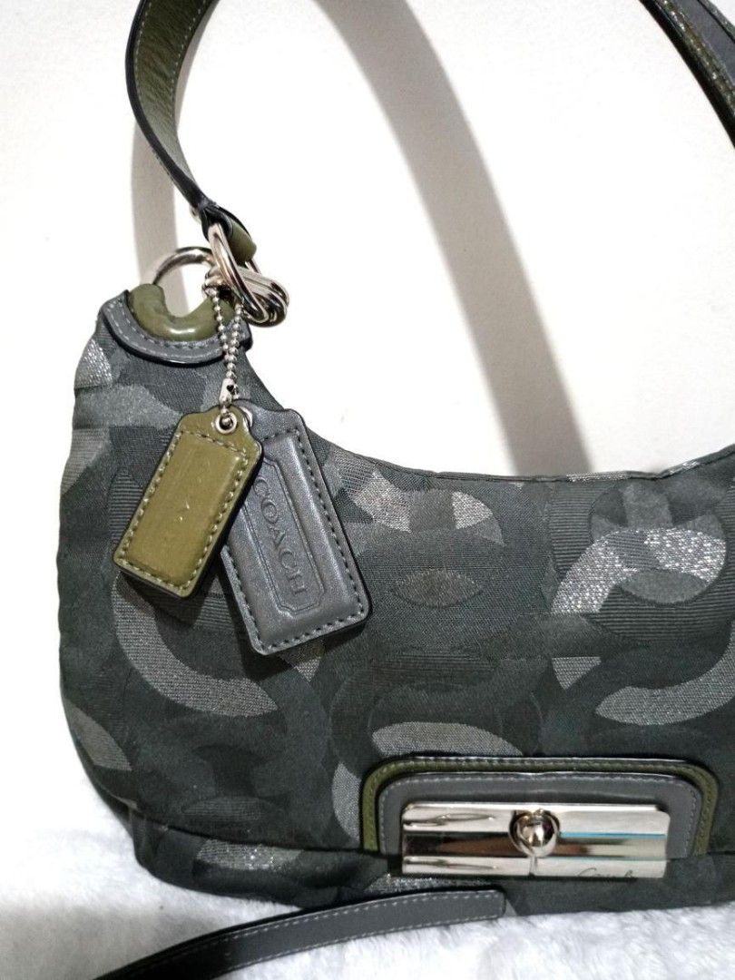 COACH, Women's Fashion, Bags & Wallets, Cross-body Bags on Carousell