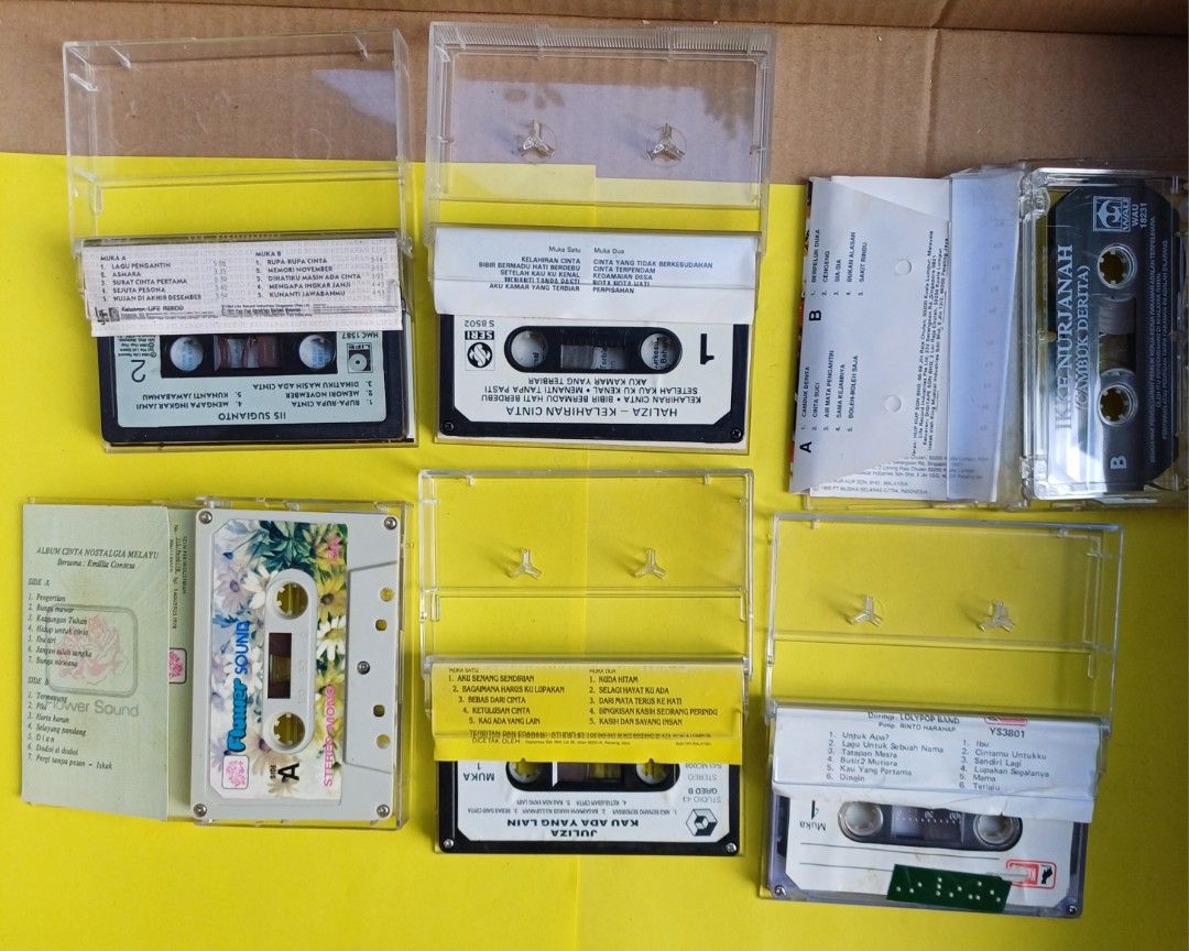 LAGU LAGU INDONESIA - Cassette., Hobbies & Toys, Music & Media, CDs ...