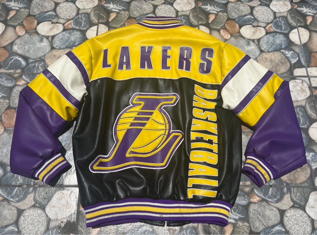 LAKERS VINTAGE LEATHER JACKET, Men's Fashion, Coats, Jackets and Outerwear on Carousell