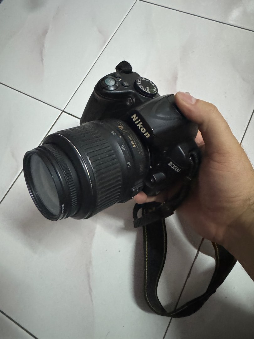 Nikon D3000, Photography, Cameras on Carousell