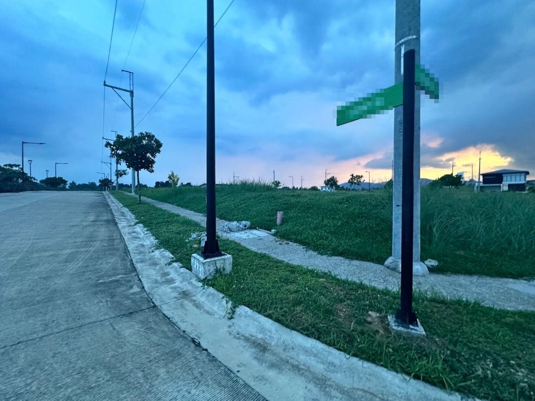 Prime Elevated Corner Lot For Sale at Mondia, Nuvali by Alveo Land ...