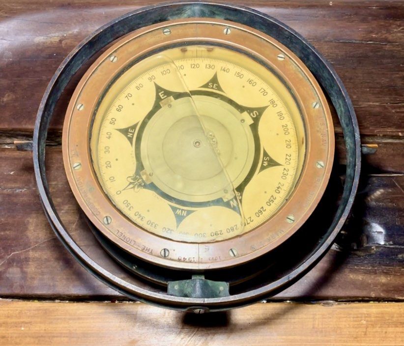 Rare WW2 artifact 1940 US navy ship compass by Lionel corp, Hobbies ...