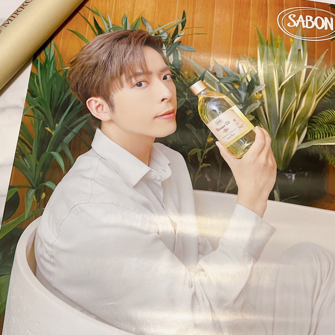 SABON Edan Lui 呂爵安 Poster 一張, 興趣及遊戲, 收藏品及紀念品, 明星周邊 - Carousell