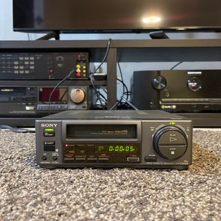 Vintage Sony VHS, TV & Home Appliances, TV & Entertainment ...