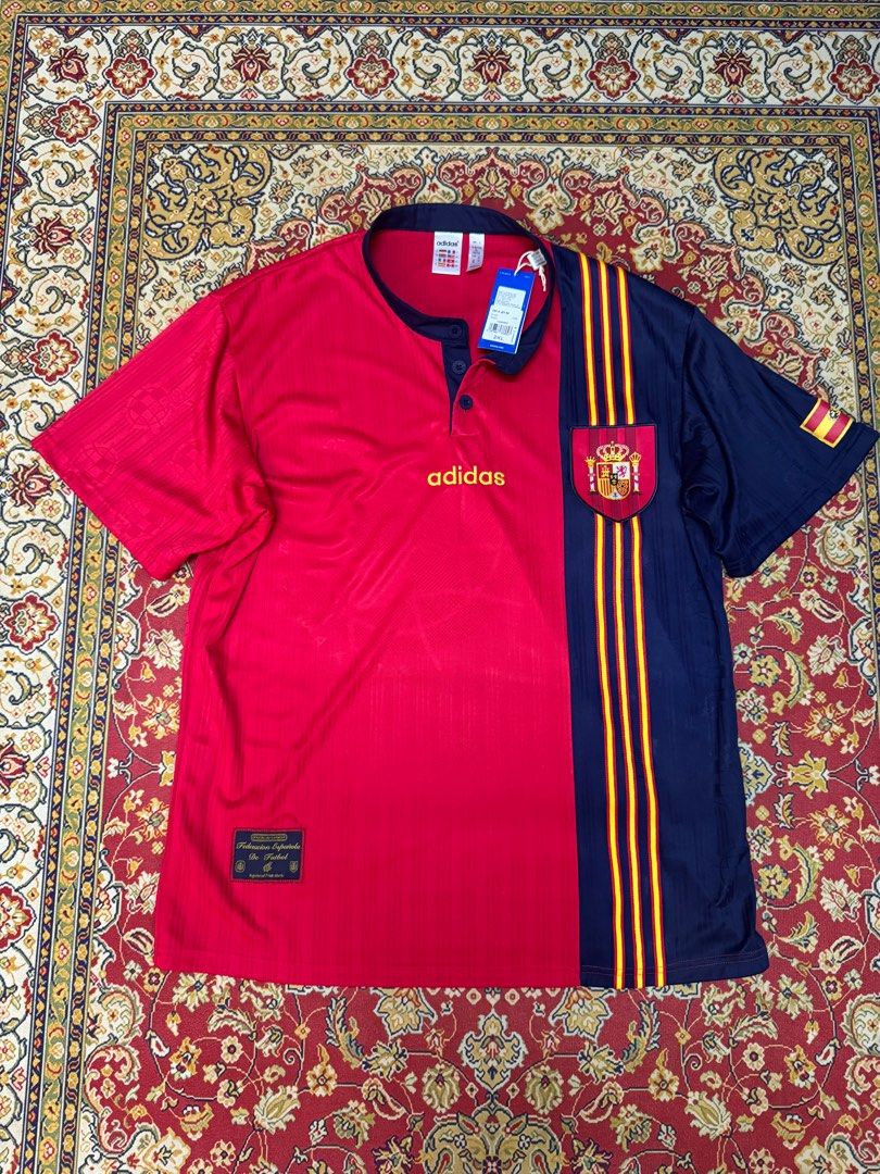 SPAIN 1996 HOME JERSEY, Men's Fashion, Tops & Sets, Tshirts & Polo ...