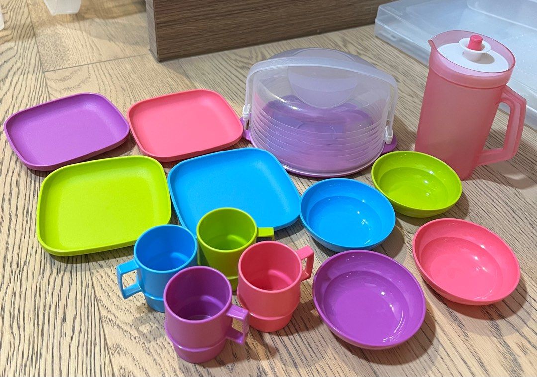 Tupperware play set, Hobbies & Toys, Toys & Games on Carousell