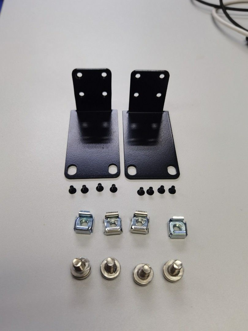 Universal Rack Mount Kit 1U Rack Ears for NETGEAR Series Switches (JGS ...