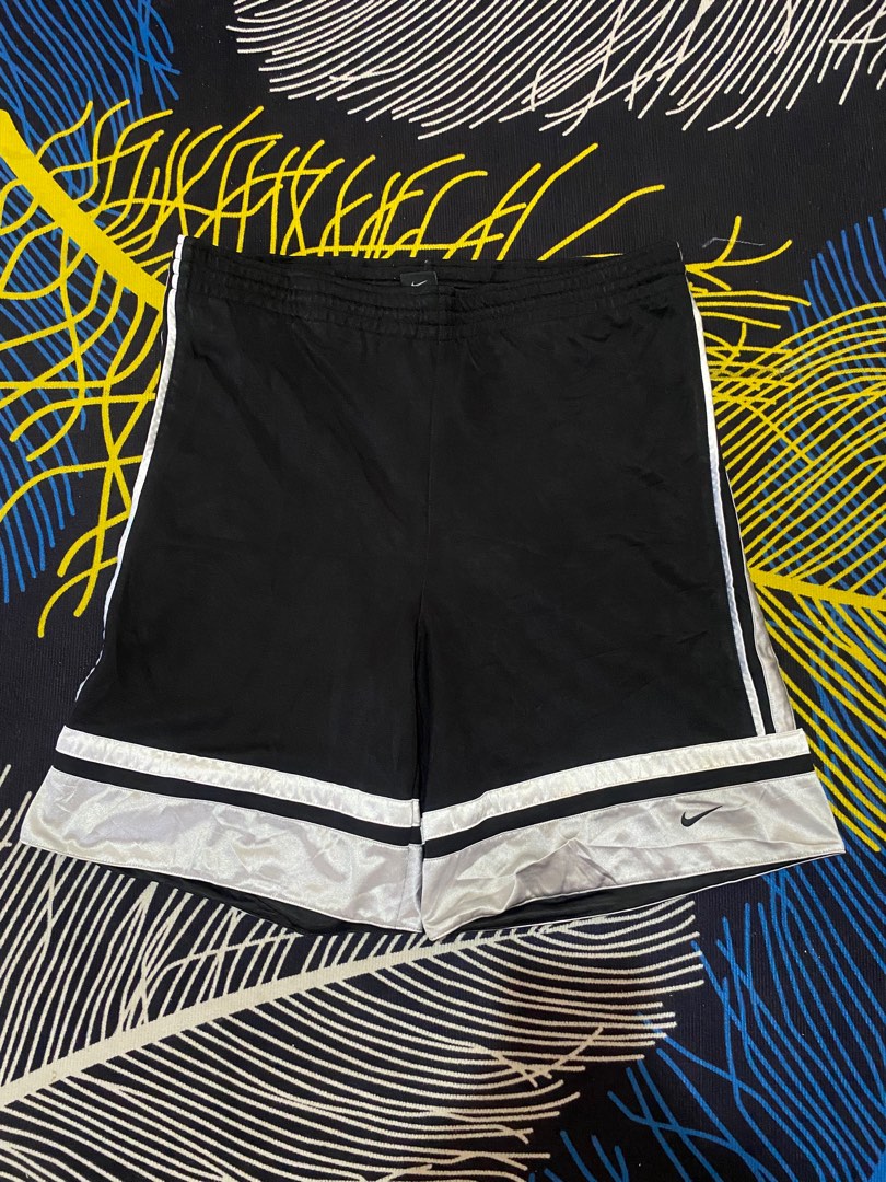 Vintage Nike side swoosh shorts, Men's Fashion, Bottoms, Shorts on ...