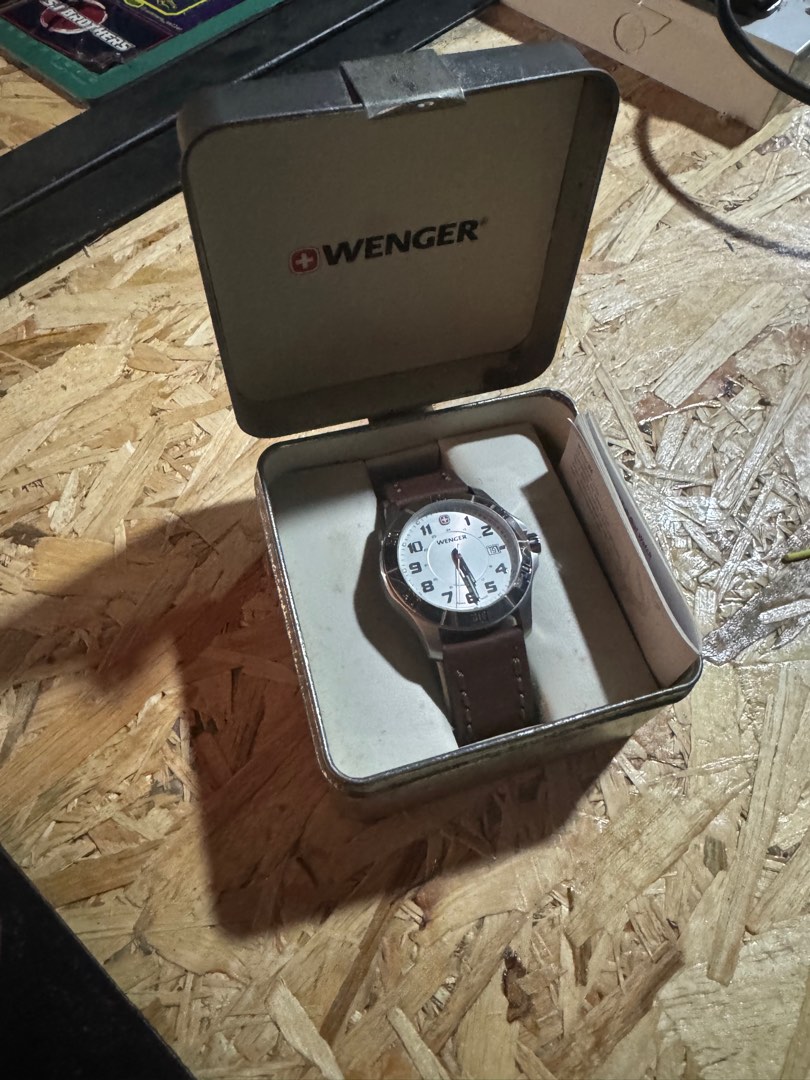 Wanger Swiss Army, Men's Fashion, Watches & Accessories, Watches on ...