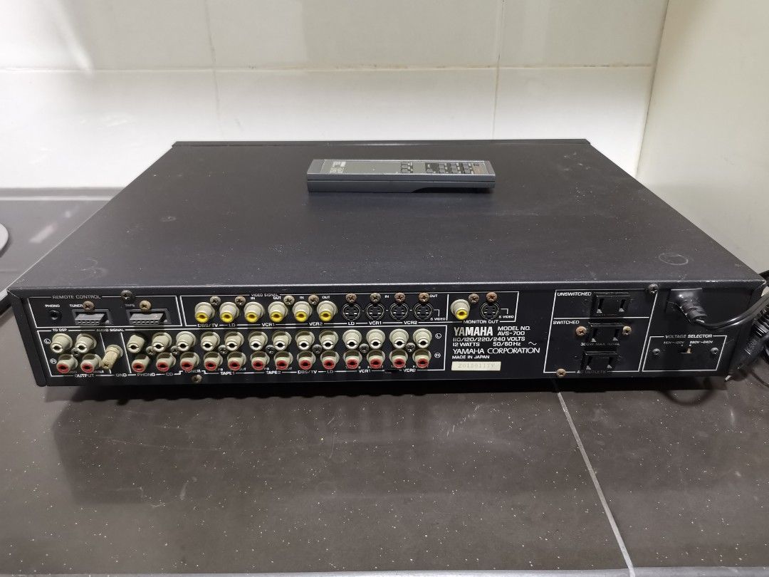 Yamaha AVS-700 Natural Sound Multi Analog input Station Remote control pre amplifier with Phono ...