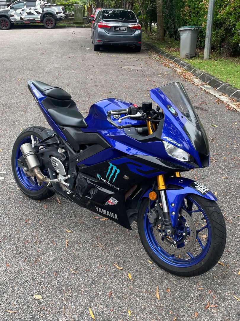 Yamaha R25 V2, Motorbikes on Carousell