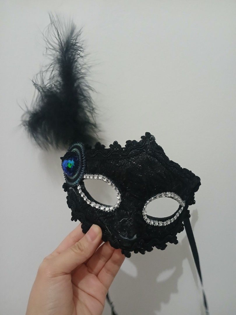 Bando dan Topeng Helloween, Fesyen Wanita, Aksesoris di Carousell