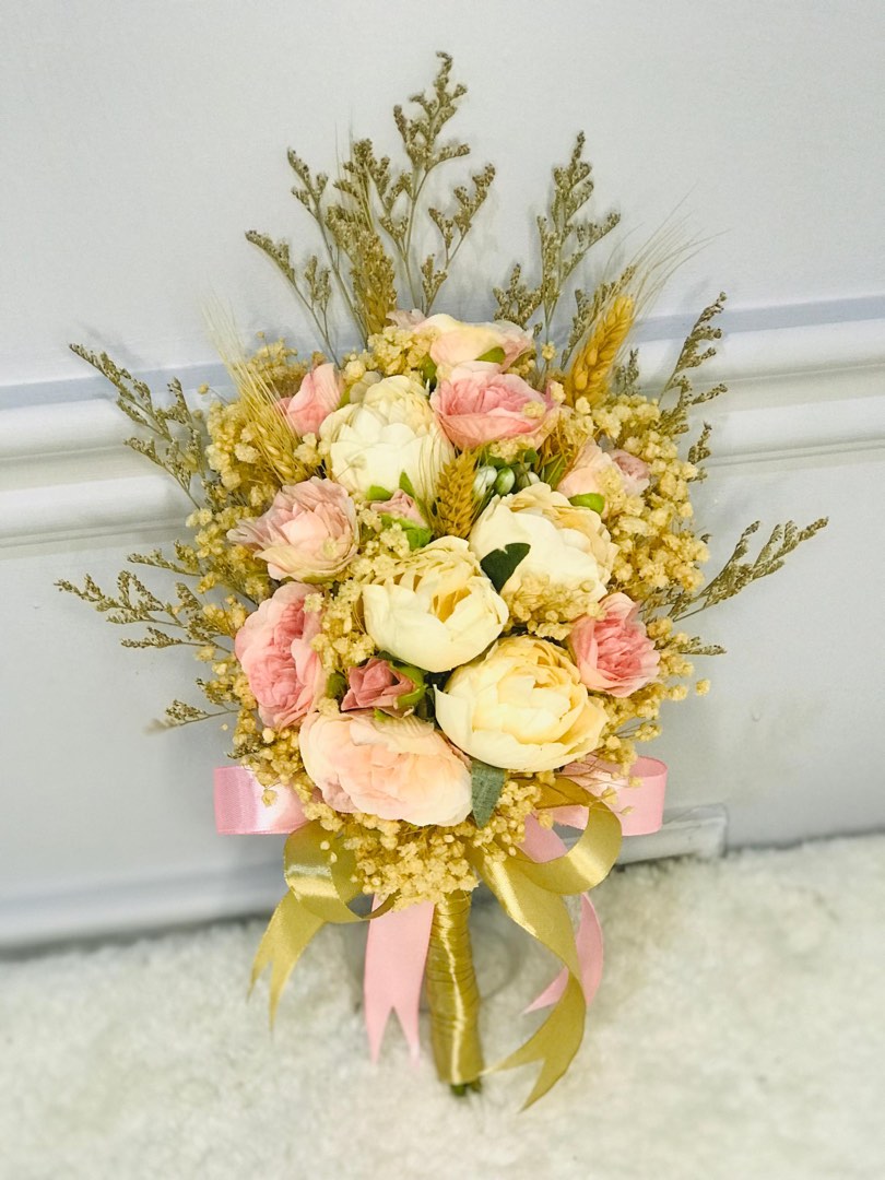 Bunga Tangan for Nikah Tunang Wedding Hanc Bouquet, Hobbies & Toys ...