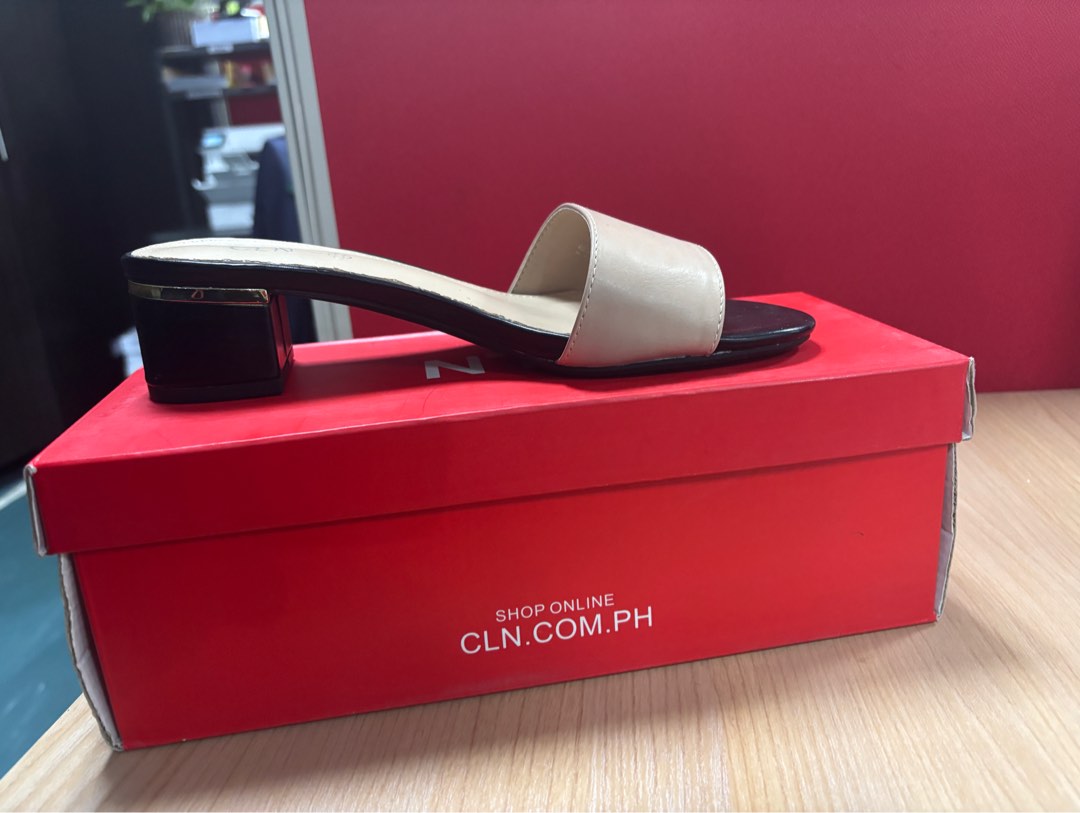 CLN strapless sandals, Women's Fashion, Footwear, Sandals on Carousell