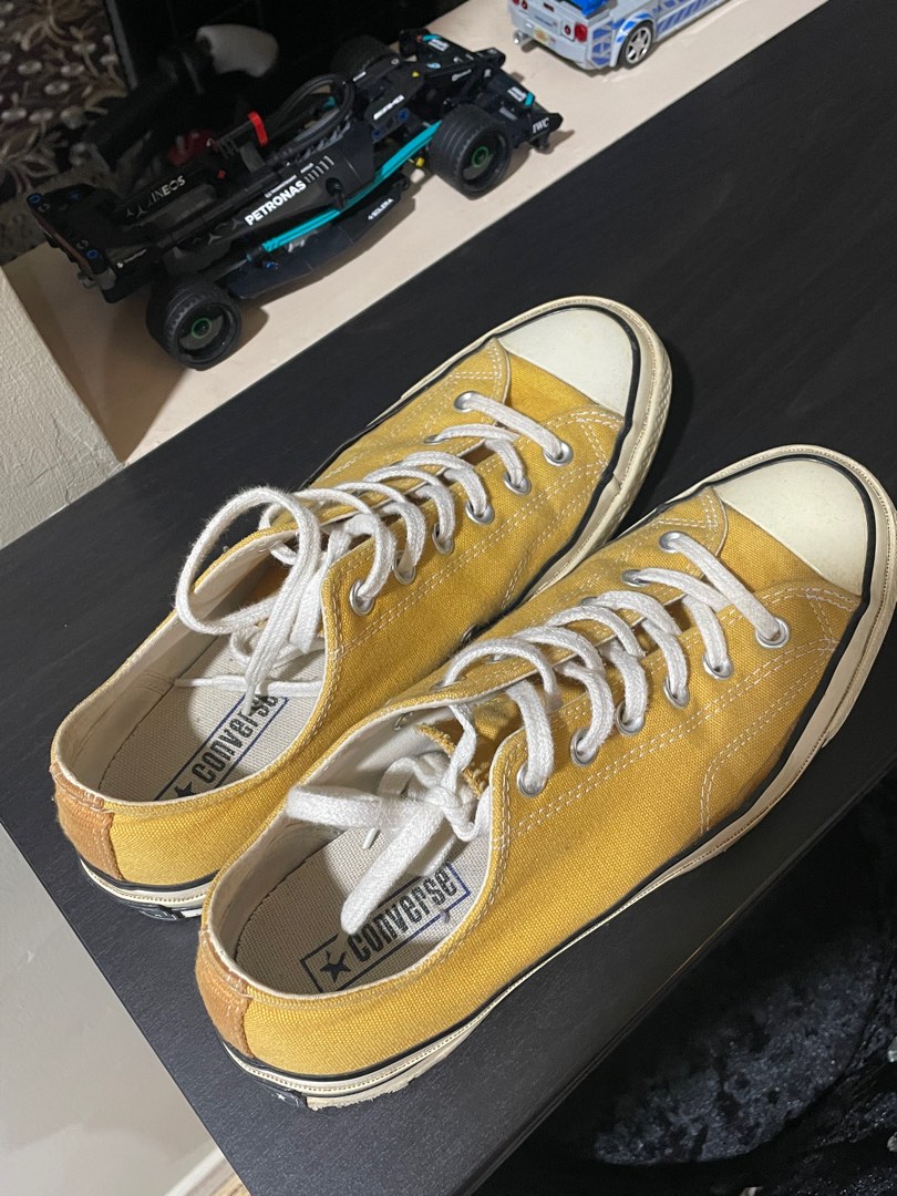 Converse Chuck 70 Yellow, Men's Fashion, Footwear, Sneakers on Carousell