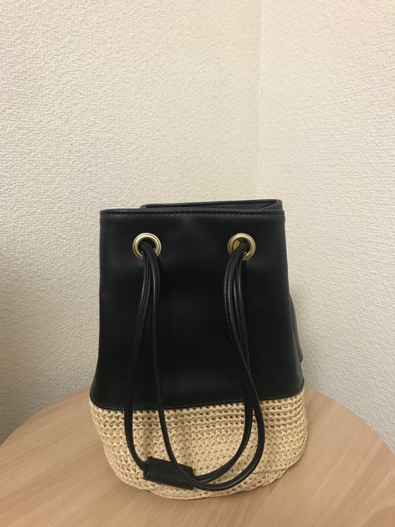 GU Bucket Bag, Women's Fashion, Bags & Wallets, Cross-body Bags on ...