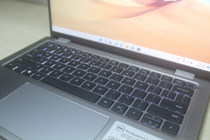 i7 13thgen Dell Latitude 7440 FHD+ Ram 16gb ssd 512gb Backlit key ...