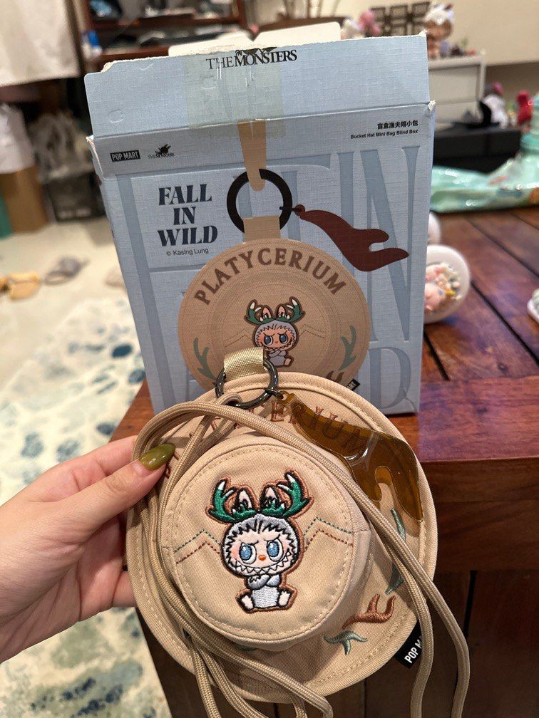 Labubu fall in wild bucket hat mini blind box -platycerium, Hobbies ...